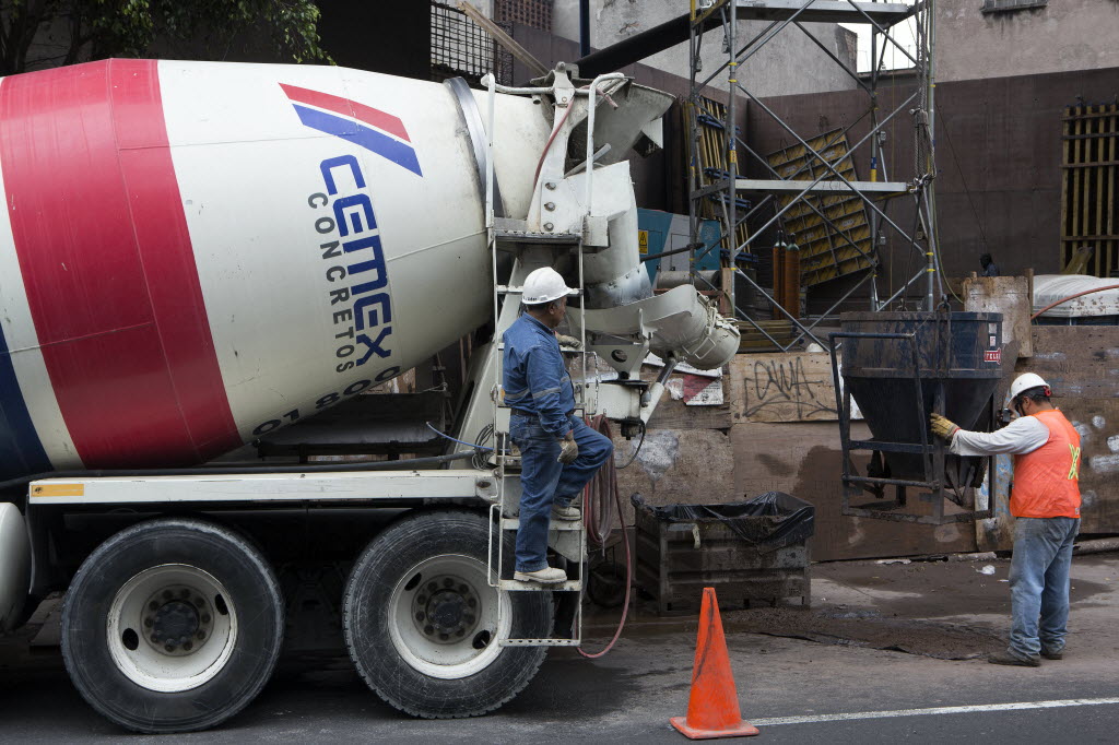 Cementera mexicana Cemex reporta ganancia neta por primera vez desde 2009