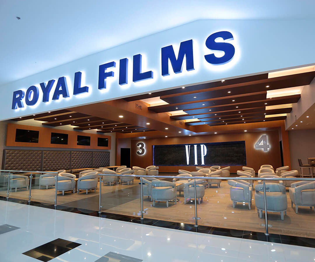 Royal Films abrirá 100 salas de cine en los próximos tres años