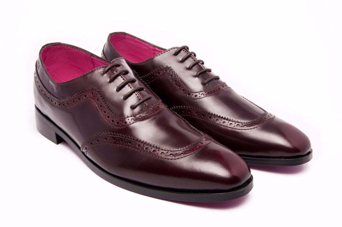 Los zapatos de charol ya no solo se usan para fiestas y ocasiones elegantes