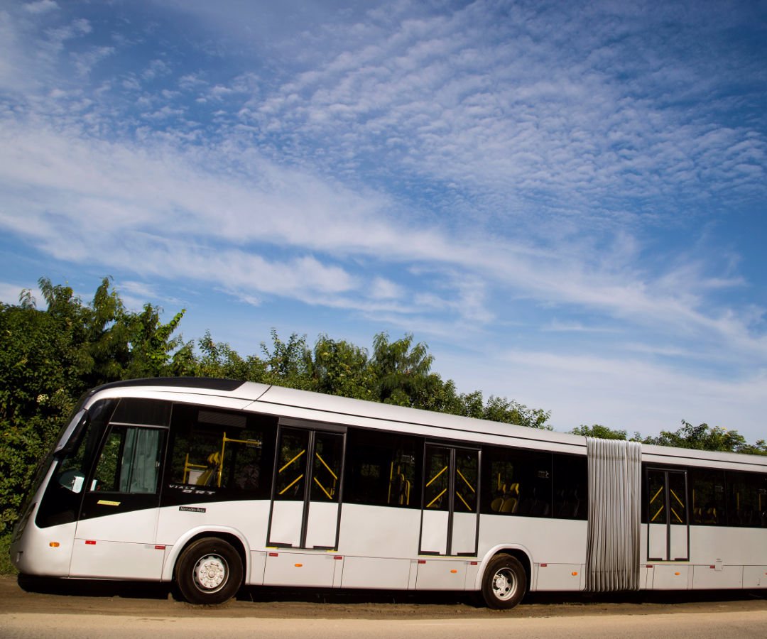 Mercedes-Benz es la marca con mayor crecimiento en el segmento de buses