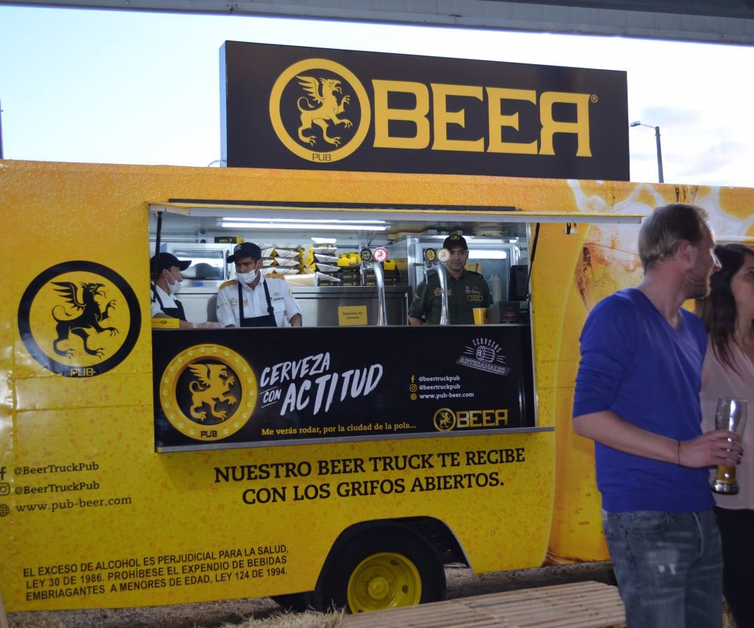Beer lanzó su primer pub móvil de cerveza artesanal