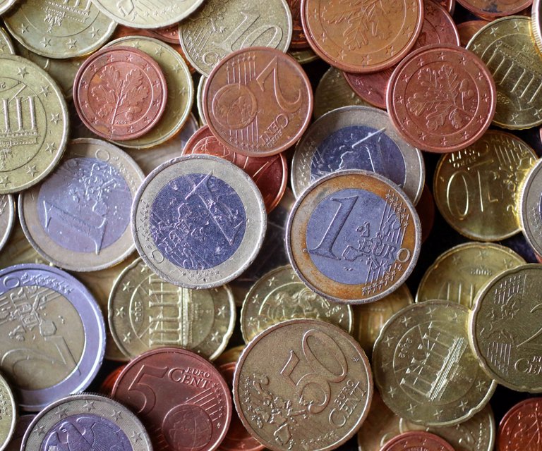 El euro se venderá en promedio a $3.335 en el mercado minorista esta semana