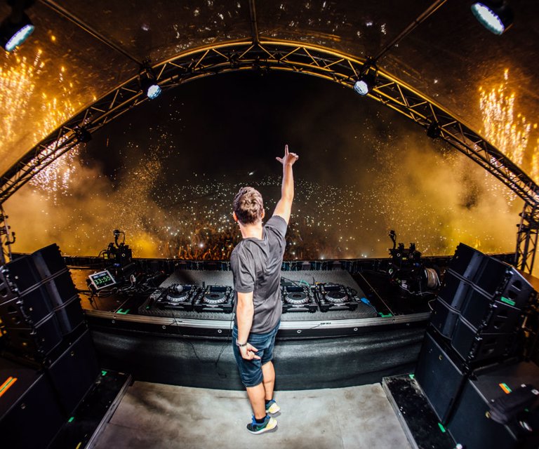 Martin Garrix fue nombrado como el mejor Dj del mundo según Dj Mag